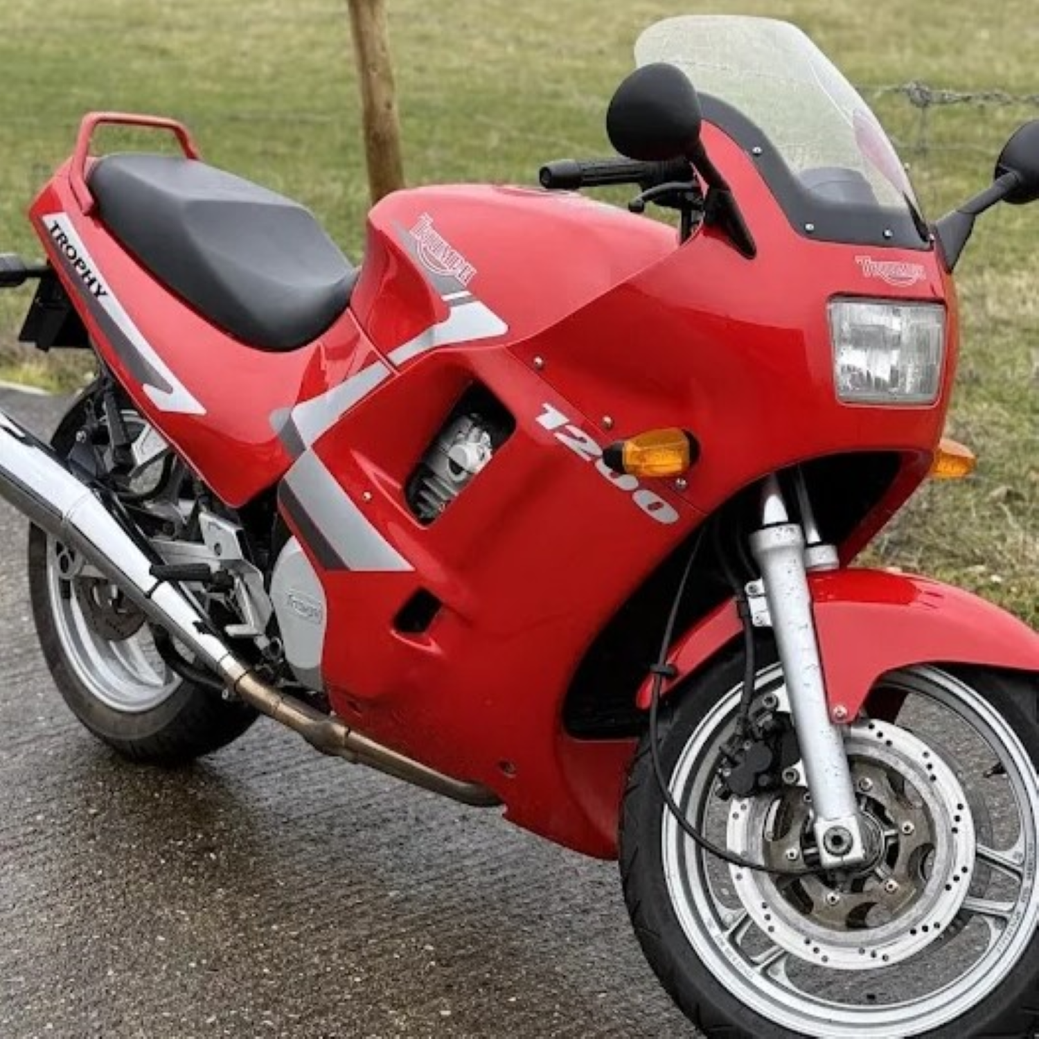 Lancaster Red (code CA) Triumph Motorcycle Paint Products - All Triumph ...